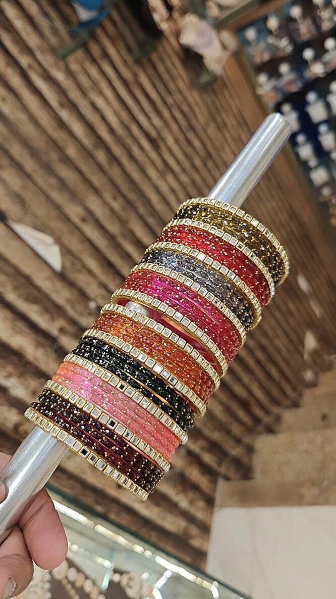KUNDAN GLASS BANGLES SET - Bangles King